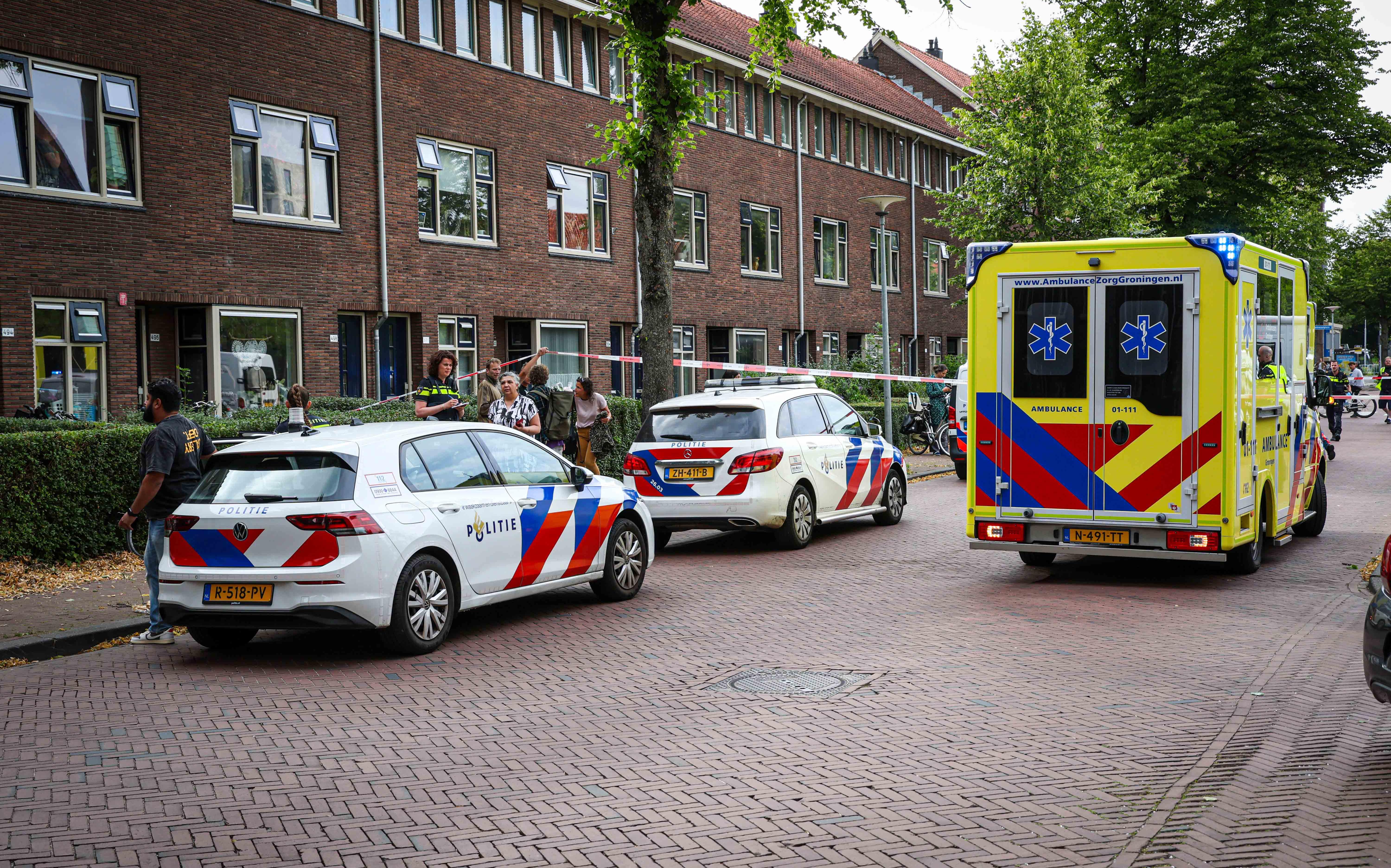 Jongen Zwaargewond Bij Steekpartij Groningen Politie Houdt Twee